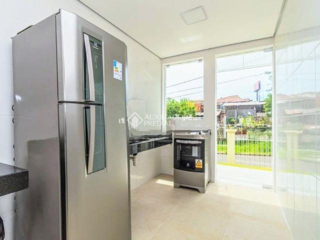 Apartamento com 2 quartos e 40m² para alugar em Cavalhada, Porto Alegre