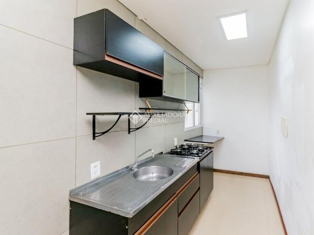 Apartamento com 2 quartos e 42m² para alugar em Mário Quintana, Porto Alegre