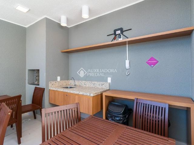 Apartamento com 2 quartos e 42m² para alugar em Sarandi, Porto Alegre