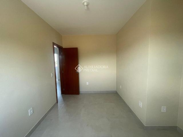 Apartamento com 2 quartos e 44m² para alugar em Forquilhas, São José