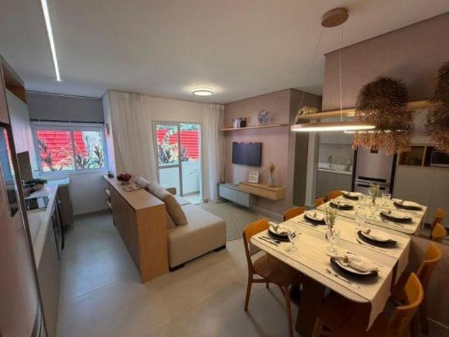 Apartamento com 2 quartos e 45 m² à venda em Piraporinha