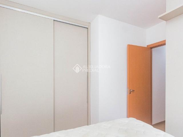 Apartamento com 2 quartos e 45m² para alugar em Parque Santa Fé, Porto Alegre