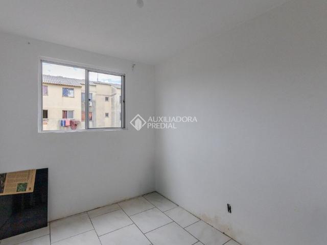 Apartamento com 2 quartos e 48m² para alugar em Olaria, Canoas