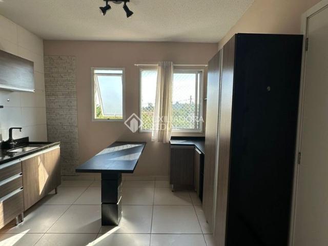 Apartamento com 2 quartos e 48m² para alugar em Jardim Betânia, Cachoeirinha
