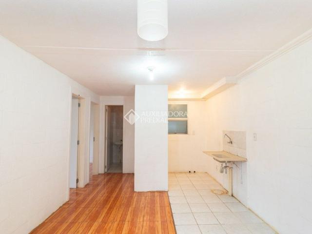 Apartamento com 2 quartos e 48m² para alugar em Vila Nova, Porto Alegre