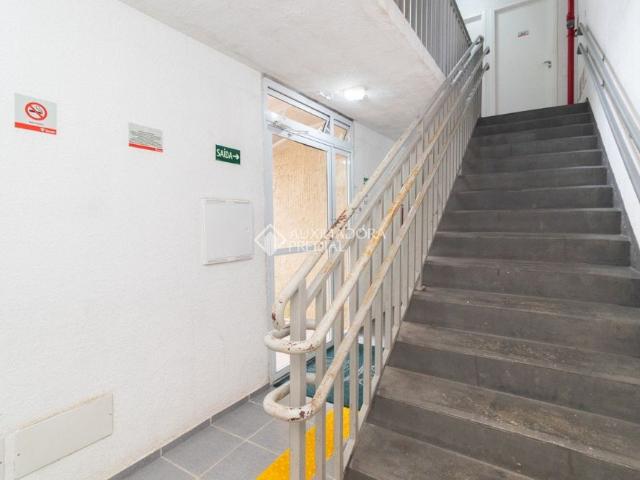 Apartamento com 2 quartos e 49m² para alugar em Restinga, Porto Alegre
