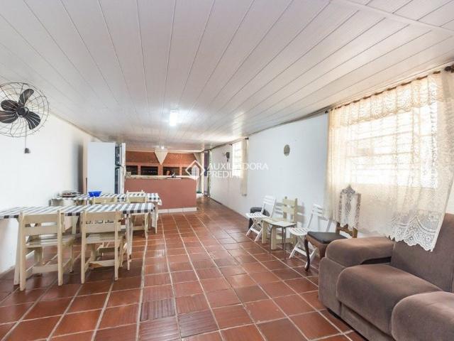Apartamento com 2 quartos e 50m² para alugar em Menino Deus, Porto Alegre