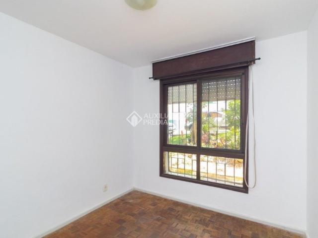 Apartamento com 2 quartos e 50m² para alugar em Nonoai, Porto Alegre