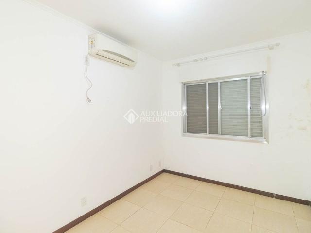 Apartamento com 2 quartos e 50m² para alugar em Humaitá, Porto Alegre