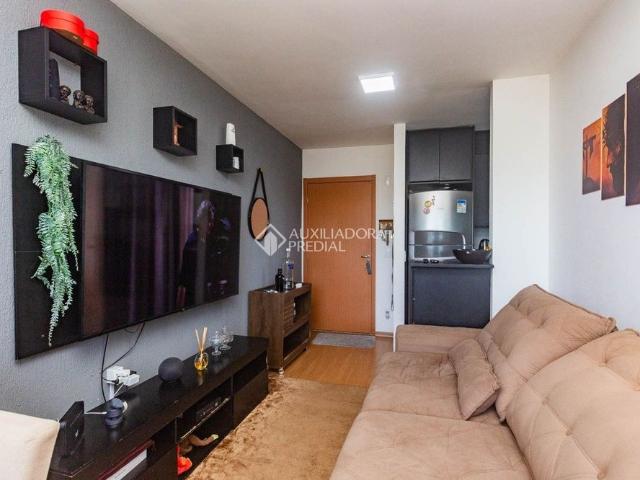 Apartamento com 2 quartos e 50m² para alugar em Parque Santa Fé, Porto Alegre