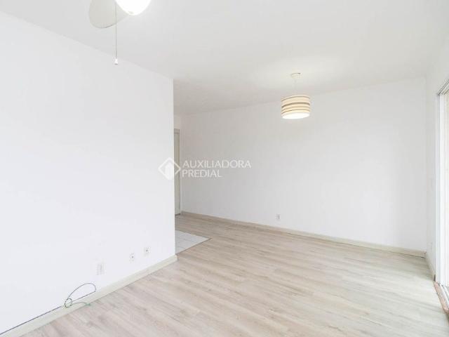 Apartamento com 2 quartos e 53m² para alugar em Humaitá, Porto Alegre