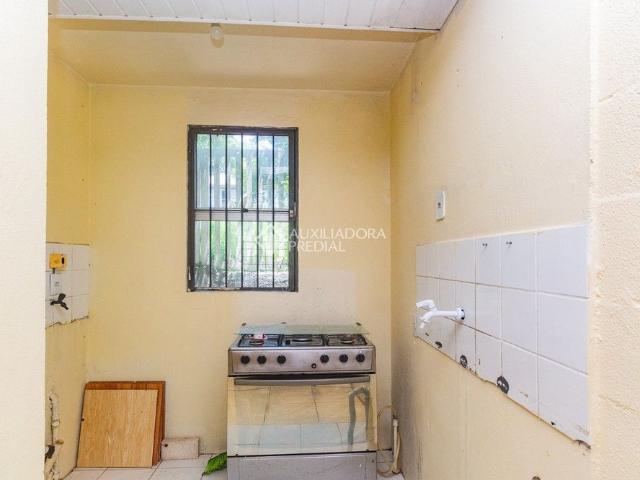 Apartamento com 2 quartos e 54m² para alugar em Mário Quintana, Porto Alegre