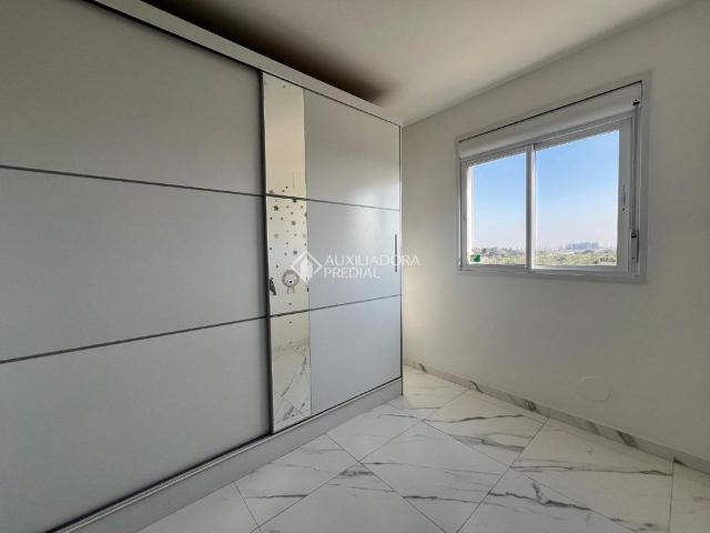 Apartamento com 2 quartos e 54m² para alugar em Fátima, Canoas