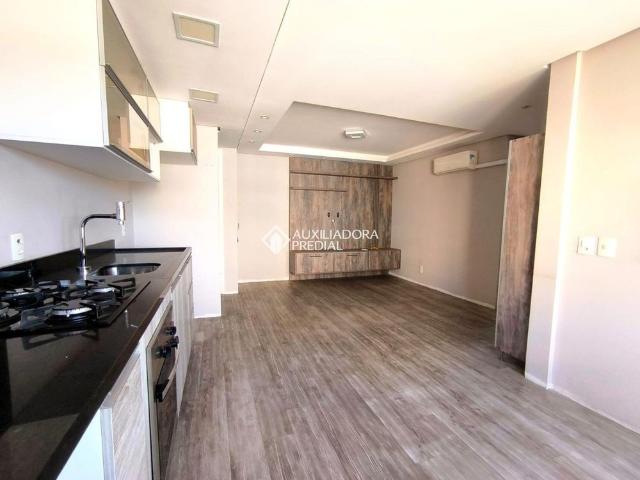 Apartamento com 2 quartos e 54m² para alugar em Fátima, Canoas