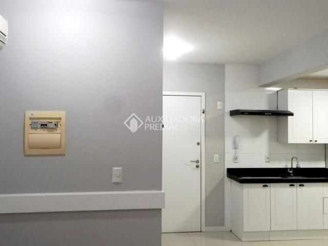 Apartamento com 2 quartos e 54m² para alugar em Pedra Branca, Palhoça