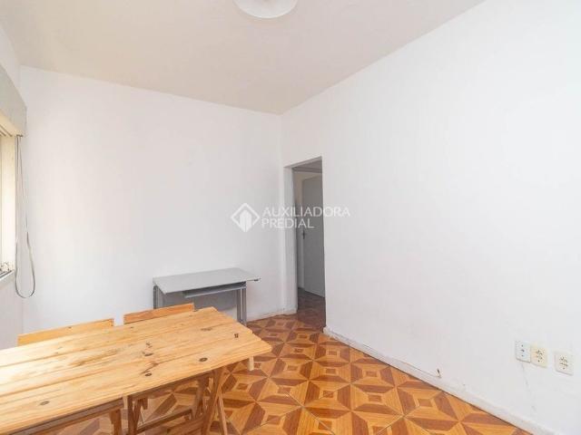 Apartamento com 2 quartos e 56m² para alugar em Bom Fim, Porto Alegre