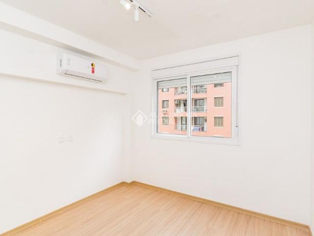 Apartamento com 2 quartos e 56m² para alugar em Cristo Redentor, Porto Alegre
