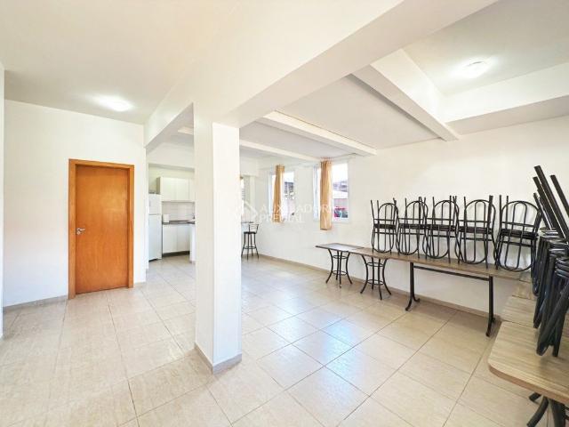 Apartamento com 2 quartos e 58m² para alugar em Cristo Redentor, Porto Alegre