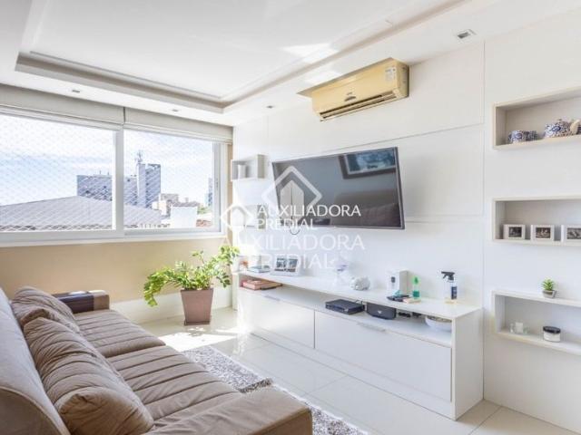 Apartamento com 2 quartos e 59m² para alugar em São João, Porto Alegre
