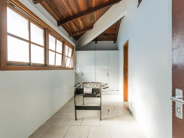 Apartamento com 2 quartos e 60m² para alugar em Jardim do Salso, Porto Alegre