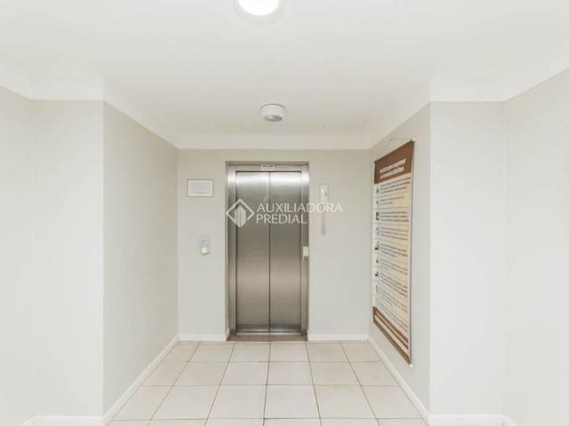 Apartamento com 2 quartos e 62m² para alugar em Cavalhada, Porto Alegre