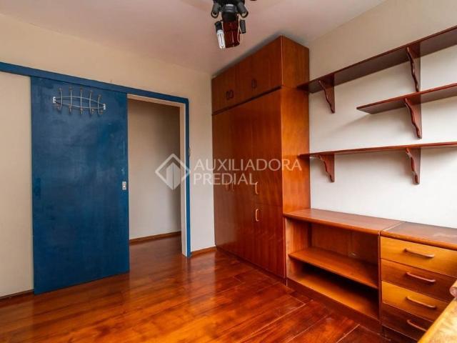 Apartamento com 2 quartos e 63m² para alugar em São João, Porto Alegre