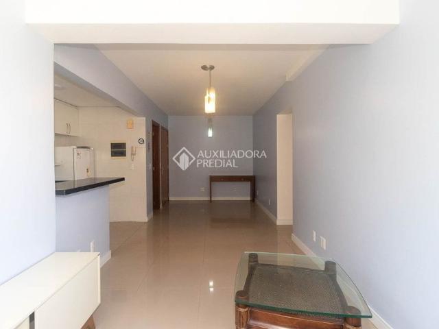 Apartamento com 2 quartos e 64m² para alugar em Cidade Baixa, Porto Alegre