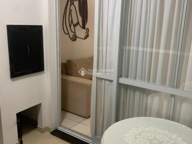 Apartamento com 2 quartos e 65m² para alugar em Jurerê, Florianópolis