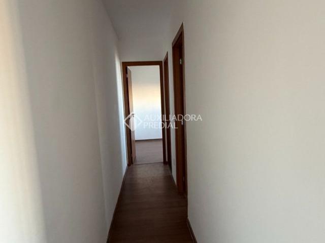 Apartamento com 2 quartos e 65m² para alugar em Jardim Itu, Porto Alegre
