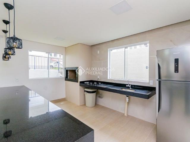 Apartamento com 2 quartos e 65m² para alugar em Jardim Itu, Porto Alegre