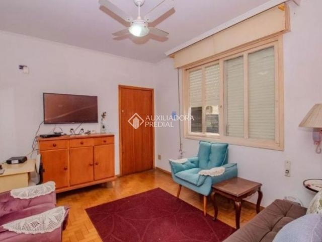 Apartamento com 2 quartos e 65m² para alugar em Passo d'Areia, Porto Alegre