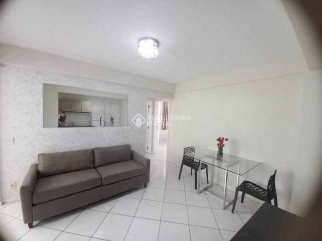 Apartamento com 2 quartos e 65m² para alugar em Pedra Branca, Palhoça