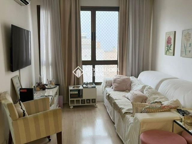 Apartamento com 2 quartos e 66m² para alugar em Passo d'Areia, Porto Alegre