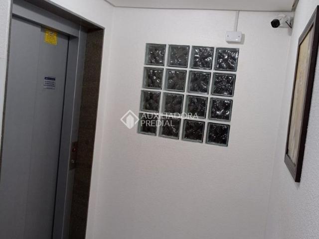 Apartamento com 2 quartos e 67m² para alugar em São João, Porto Alegre