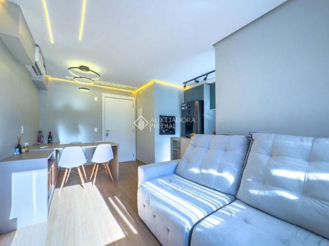 Apartamento com 2 quartos e 68m² para alugar em Cristo Redentor, Porto Alegre