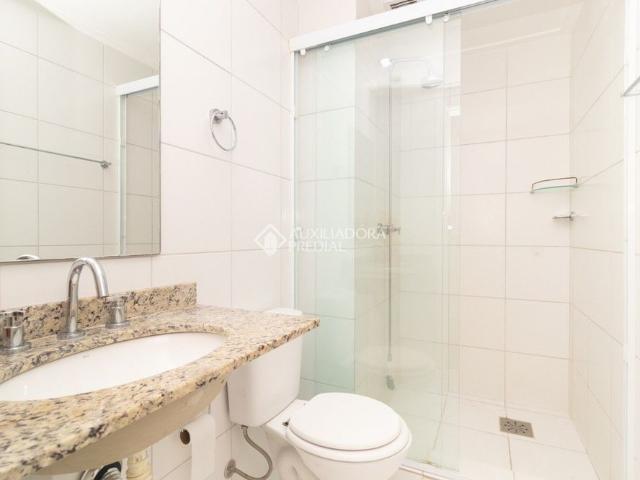 Apartamento com 2 quartos e 68m² para alugar em Jardim Carvalho, Porto Alegre