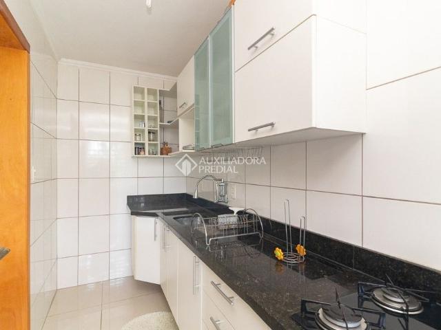 Apartamento com 2 quartos e 70m² para alugar em Menino Deus, Porto Alegre