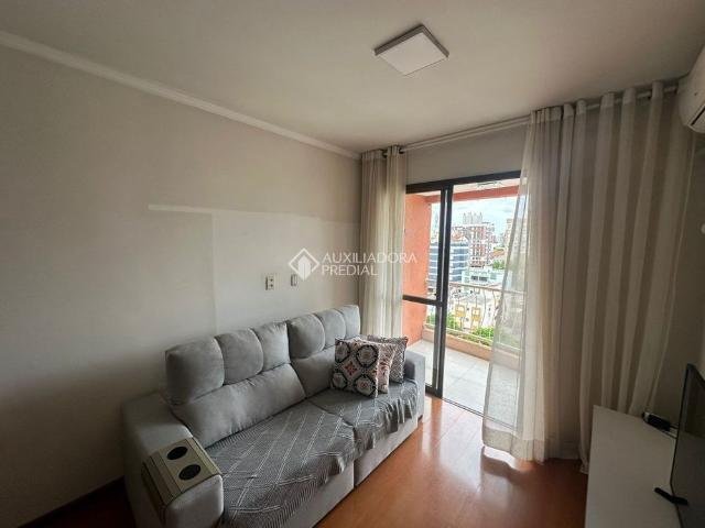 Apartamento com 2 quartos e 70m² para alugar em Cristo Redentor, Porto Alegre