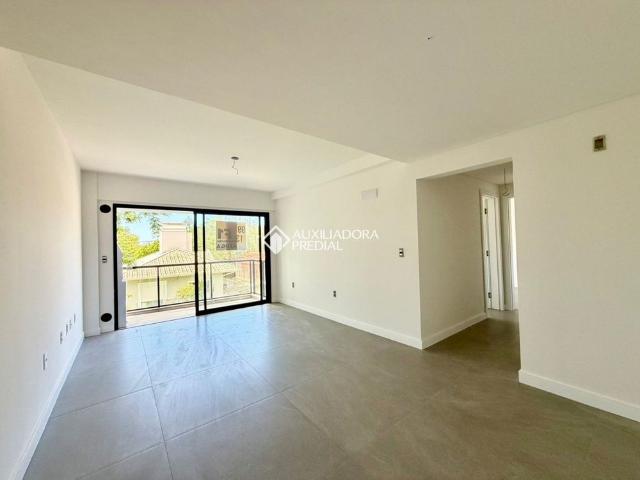 Apartamento com 2 quartos e 70m² para alugar em Lagoa da Conceição, Florianópolis
