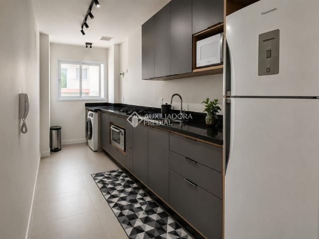 Apartamento com 2 quartos e 70m² para alugar em Ribeirão da Ilha, Florianópolis