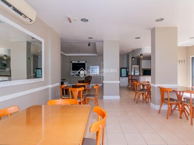 Apartamento com 2 quartos e 71m² para alugar em Passo d'Areia, Porto Alegre