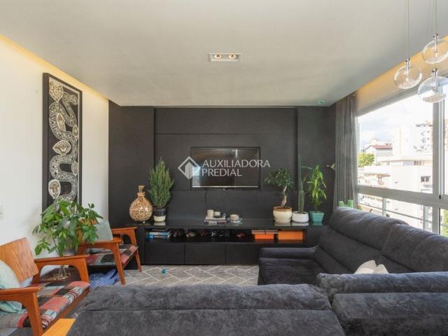 Apartamento com 2 quartos e 72m² para alugar em Jardim Botânico, Porto Alegre