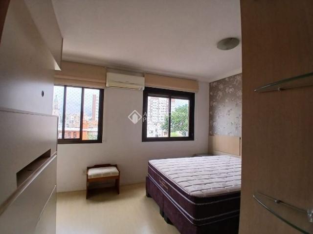 Apartamento com 2 quartos e 74m² para alugar em Cidade Baixa, Porto Alegre