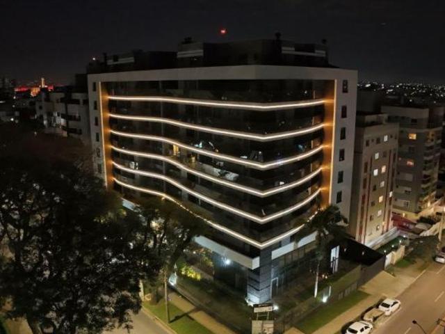Apartamento com 2 quartos e 75 m² à venda em Água Verde