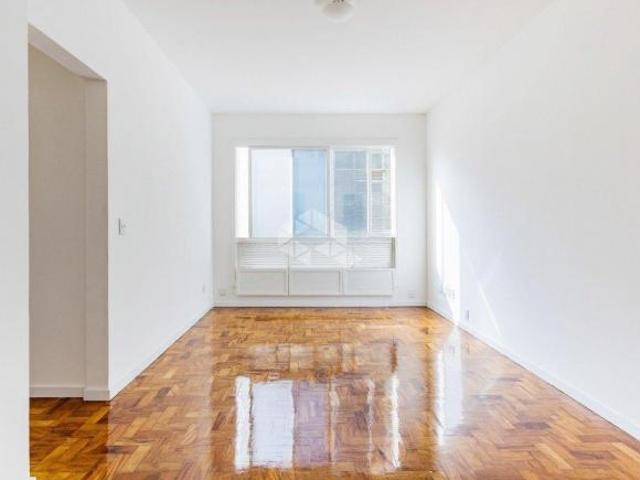 Apartamento com 2 quartos e 75m² à venda em Centro Histórico, Porto Alegre!