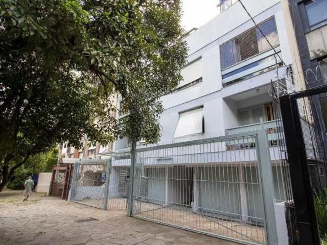 Apartamento com 2 quartos e 75m² à venda em Petrópolis, Porto Alegre