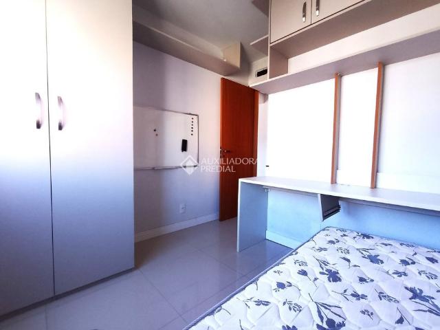 Apartamento com 2 quartos e 75m² para alugar em Partenon, Porto Alegre