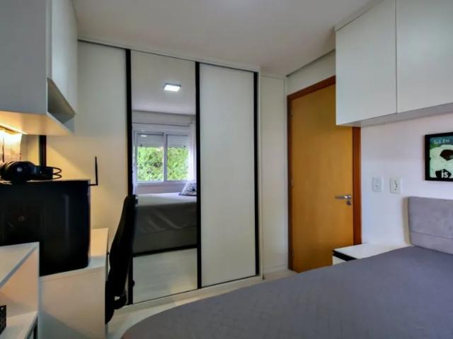 Apartamento com 2 quartos e 76m² à venda em Cristo Redentor, Porto Alegre
