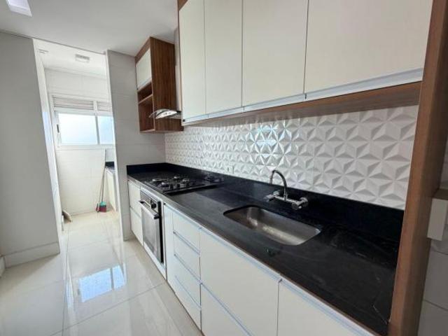 Apartamento com 2 quartos e 77 m² à venda em Taubaté