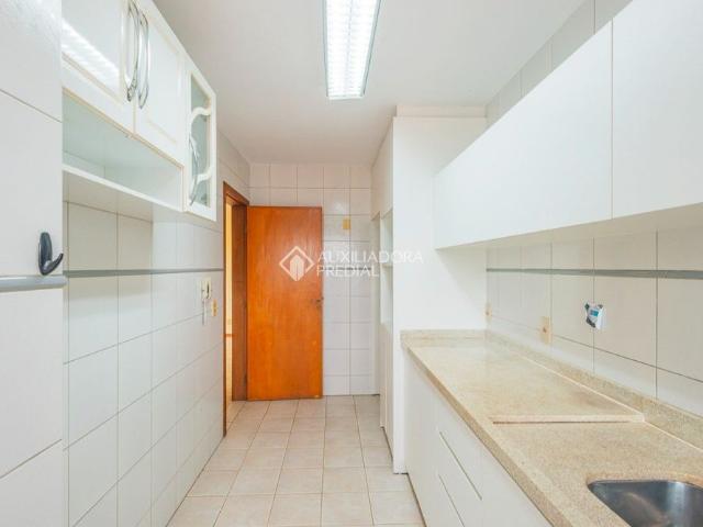 Apartamento com 2 quartos e 78m² para alugar em Córrego Grande, Florianópolis